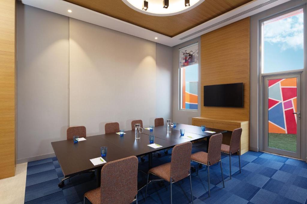 Aloft Dubai South, Dubai (updated prices 2025)