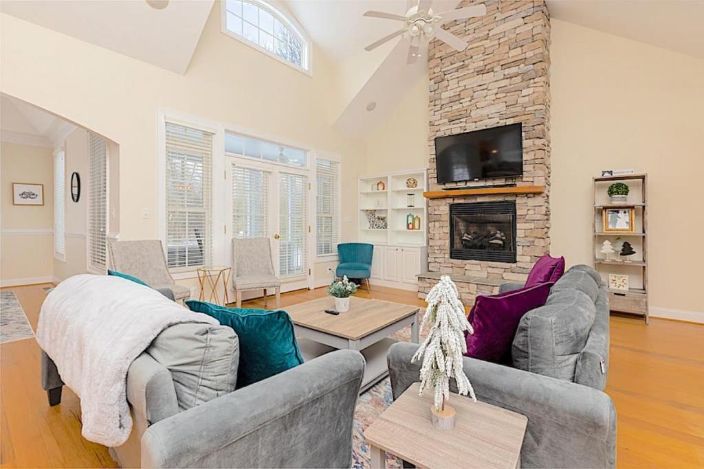 Stoney Creek Cottage Minutes to Wintergreen, Nellysford (updated prices ...