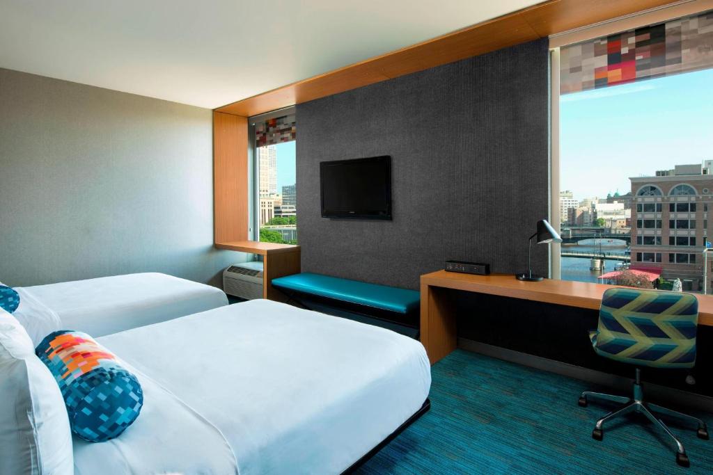 aloft Hotel Milwaukee Downtown, Milwaukee (updated prices 2025)