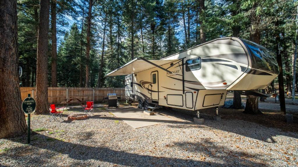 Fully Setup RV for Glamping #27 at Blue Spruce RV Park & Cabins ...