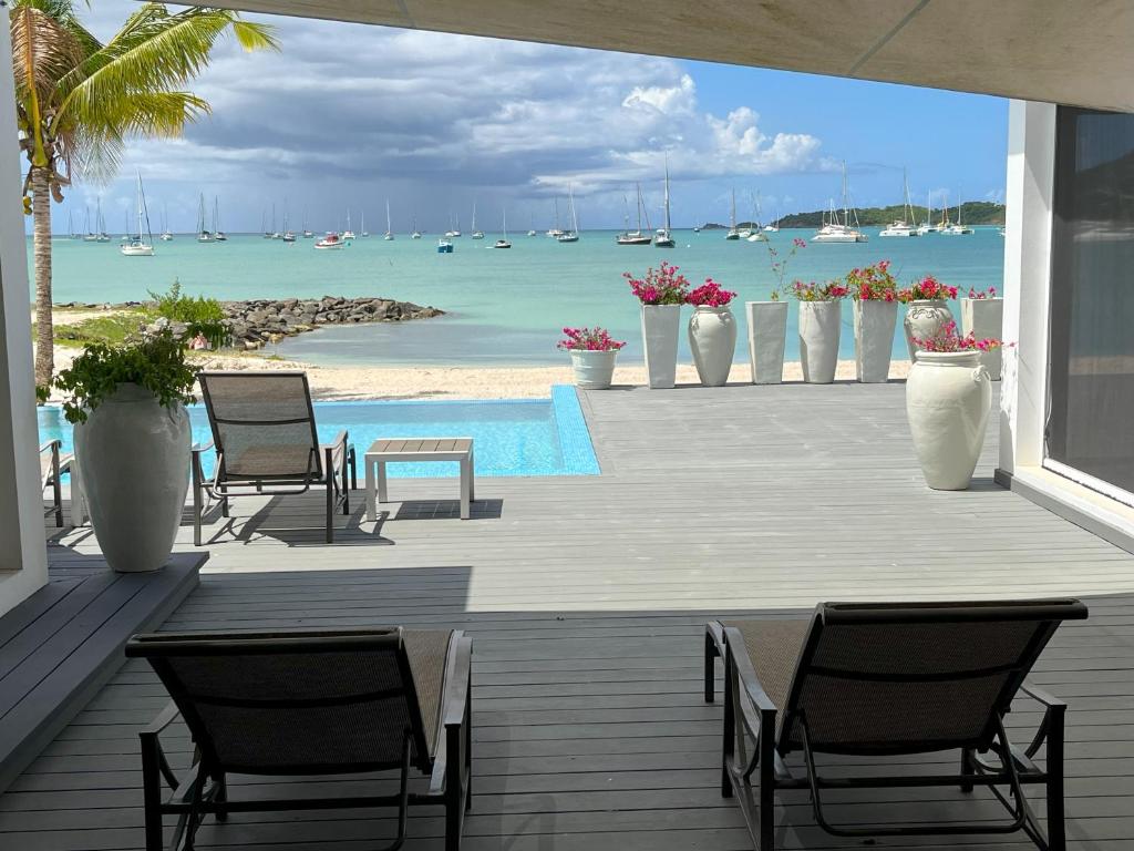 Luxurious Beachfront Villa with Private Pool, Jolly Harbour (updated ...