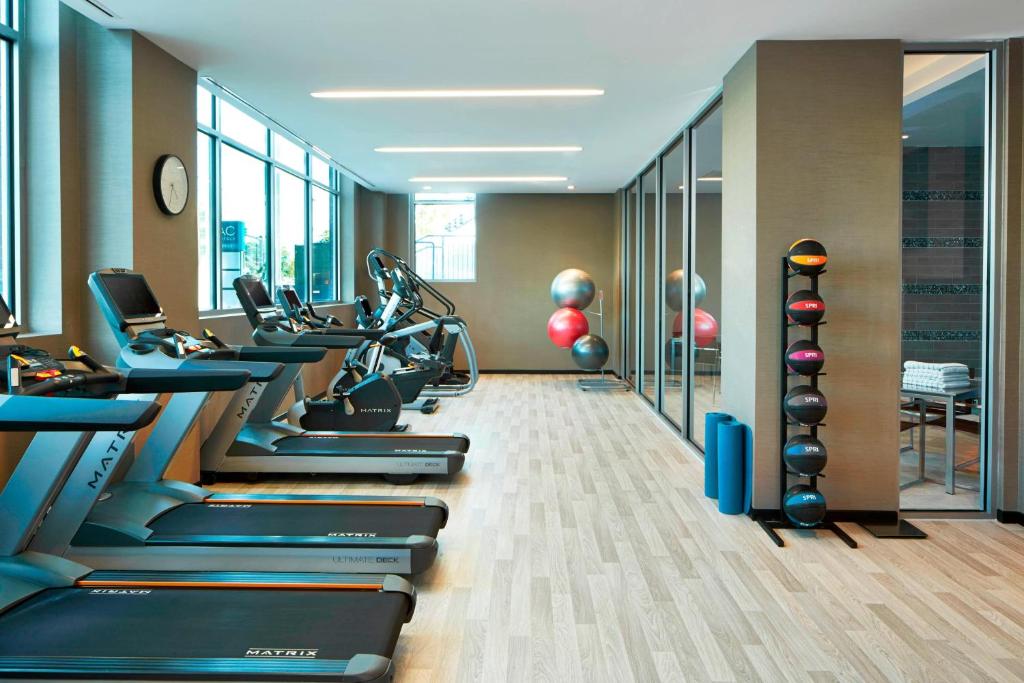 AC Hotel by Marriott Atlanta Buckhead at Phipps Plaza, Atlanta (updated ...