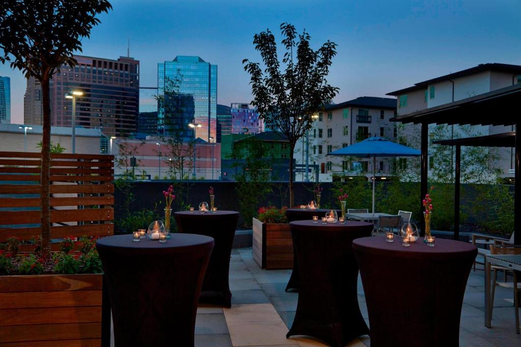 AC Hotel by Marriott Atlanta Buckhead at Phipps Plaza, Atlanta (updated ...