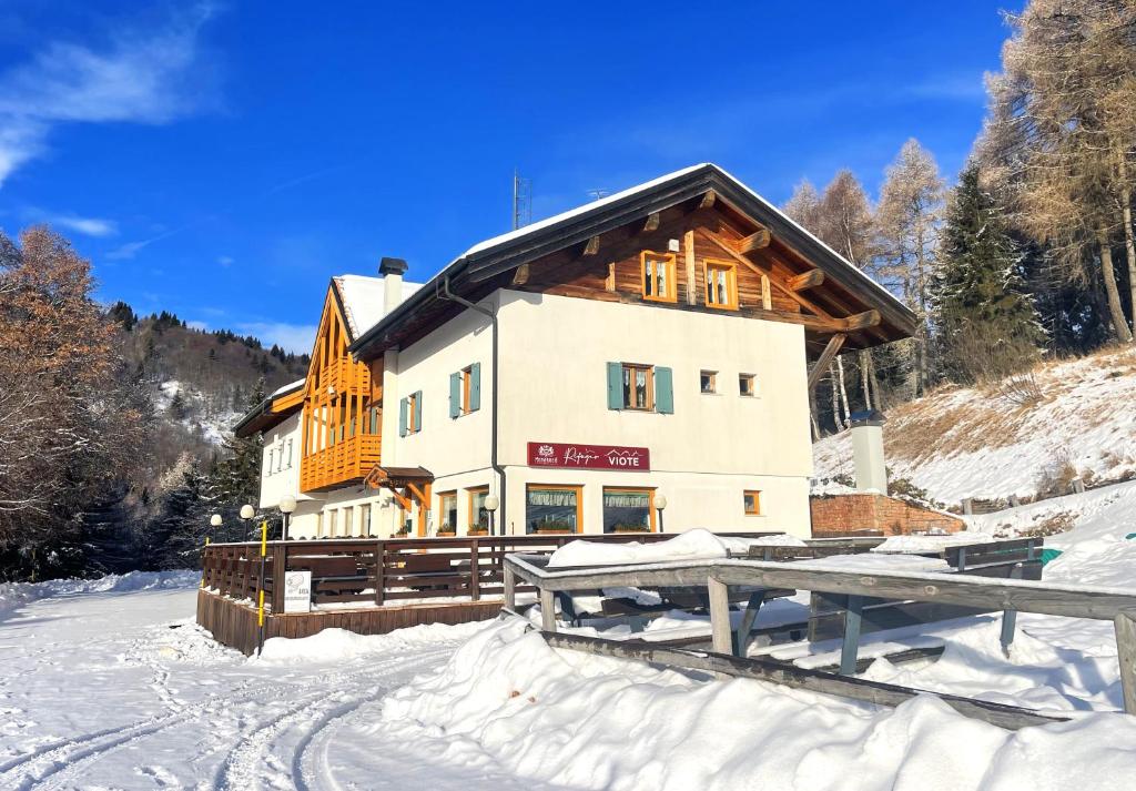 Rifugio Viote, Vason (updated prices 2025)