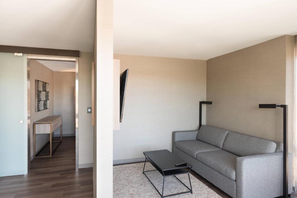 AC Hotel by Marriott Boston Cleveland Circle, Boston (updated prices 2025)