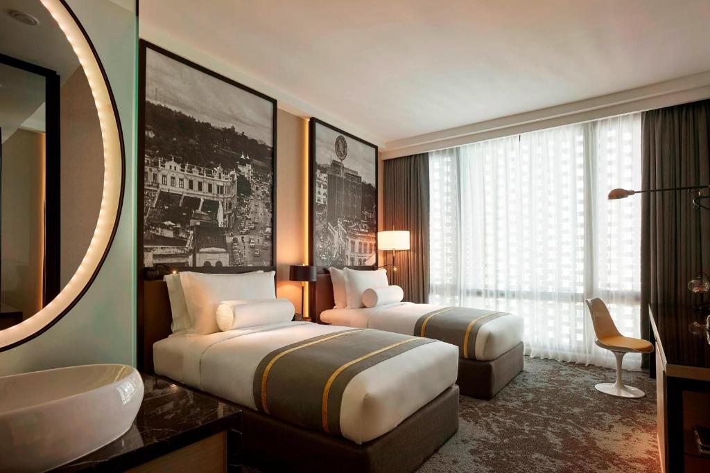 Hotel Stripes Kuala Lumpur, Autograph Collection, Kuala Lumpur (updated ...
