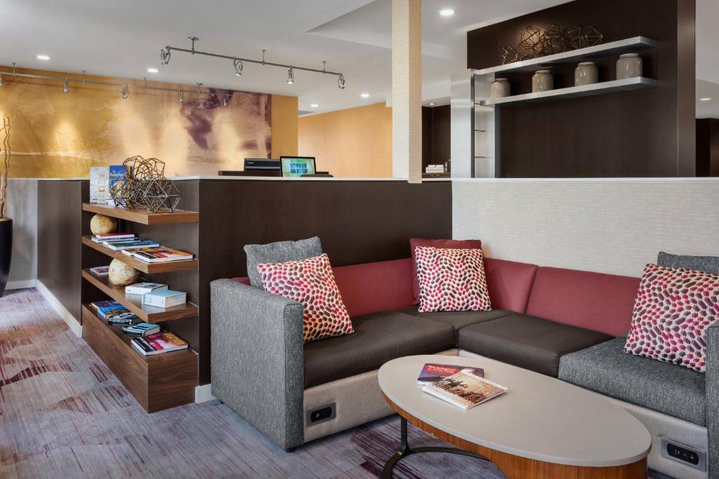 Courtyard Philadelphia Valley Forge / King of Prussia, Wayne (updated ...