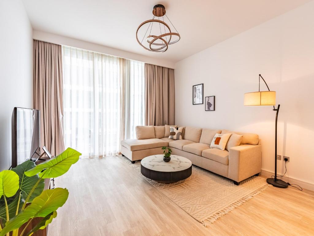 Seabreeze Escape-Serene 2BR -Private Beach Access, Dubai (updated ...