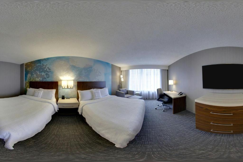 Courtyard by Marriott Toronto Downtown, Toronto (updated prices 2025)