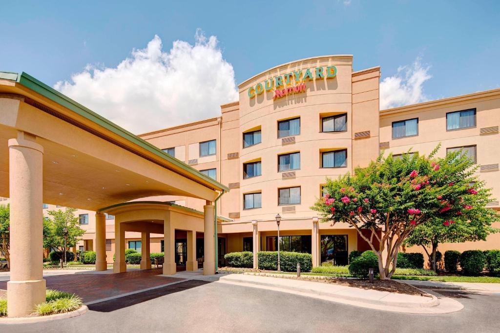 Courtyard by Marriott Roanoke Airport, Roanoke (updated prices 2025)