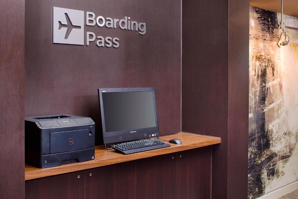 Courtyard by Marriott Roanoke Airport, Roanoke (updated prices 2025)