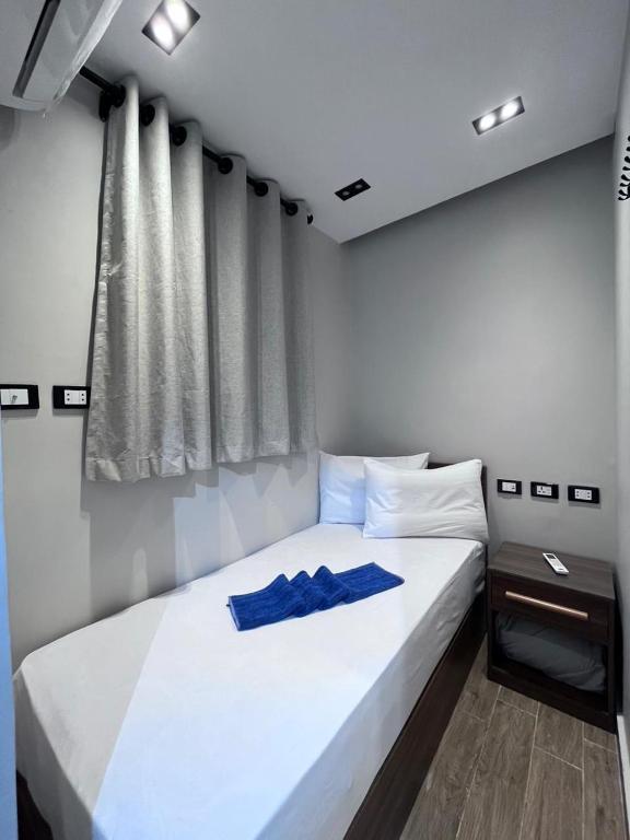 Small Economy Single Room, Cairo (updated prices 2026)
