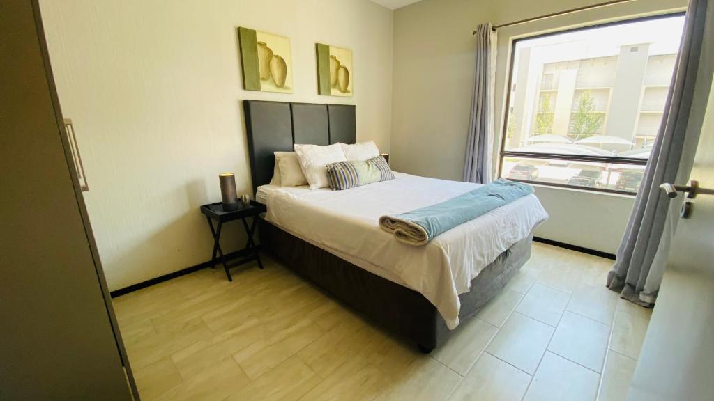 247@SoHo broAdacres:(Broadacres luxury apartment), Sandton (updated ...