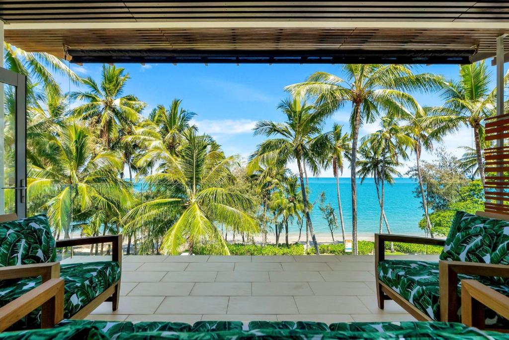 Belle Escapes Daydream at Drift Beachfront, Palm Cove (updated prices 2026)
