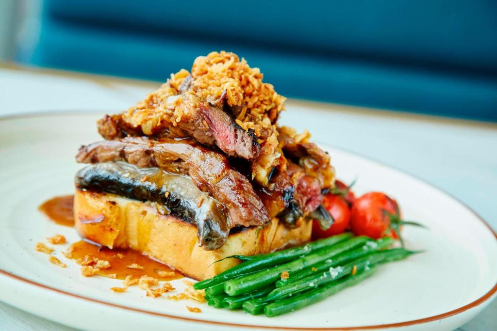 Courtyard by Marriott Luton Airport, Luton (updated prices 2025)