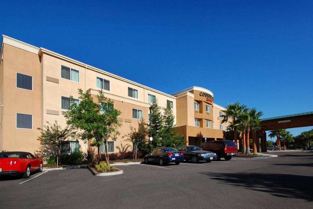 Courtyard by Marriott Merced, Merced (updated prices 2025)