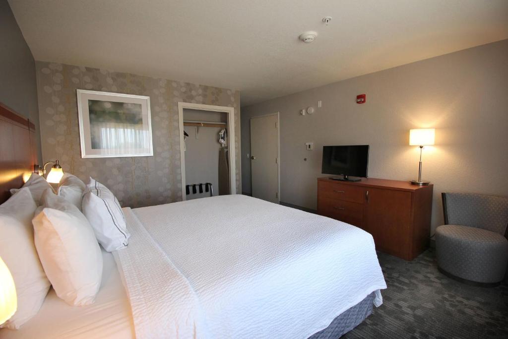 Courtyard by Marriott Merced, Merced (updated prices 2025)