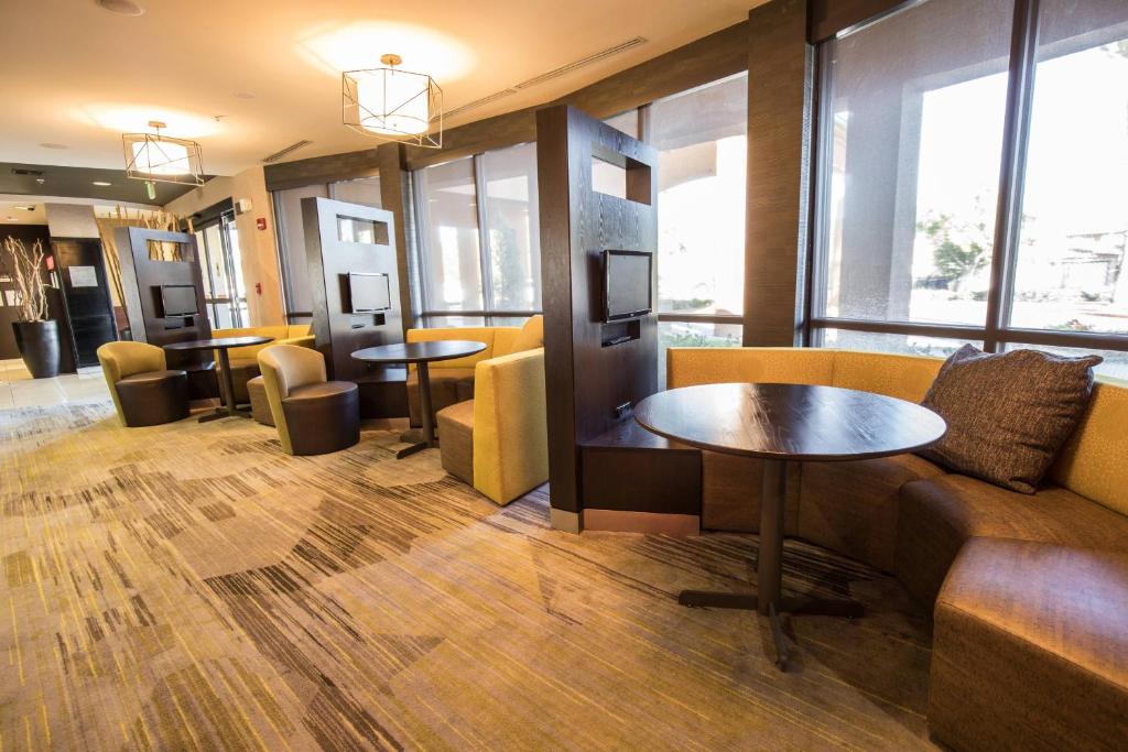 Courtyard by Marriott Merced, Merced (updated prices 2025)