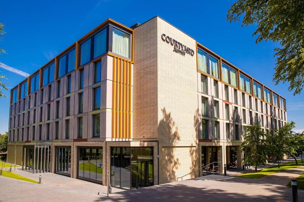 Courtyard by Marriott Edinburgh West, Edinburgh (updated prices 2025)