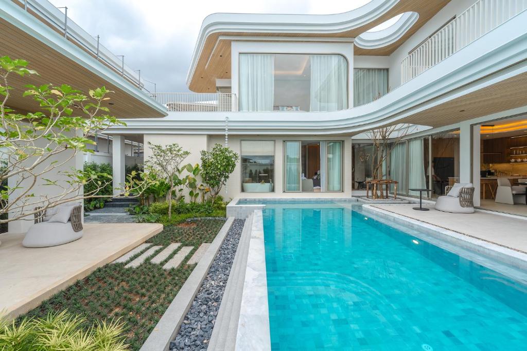 Nature's Rest Private Pool Villa Rawai, Phuket Town (updated prices 2026)