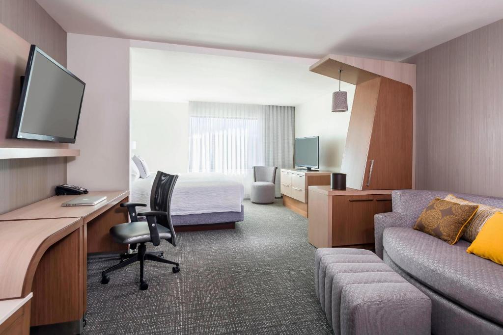 Courtyard by Marriott Stafford Quantico, Triangle (updated prices 2025)