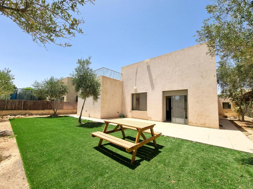 A villa in the desert, Midreshet Ben Gurion (updated prices 2026)
