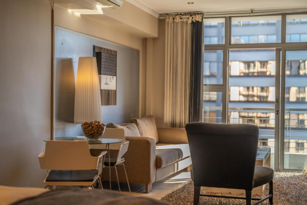 The Icon Building, Cape Town (updated prices 2026)