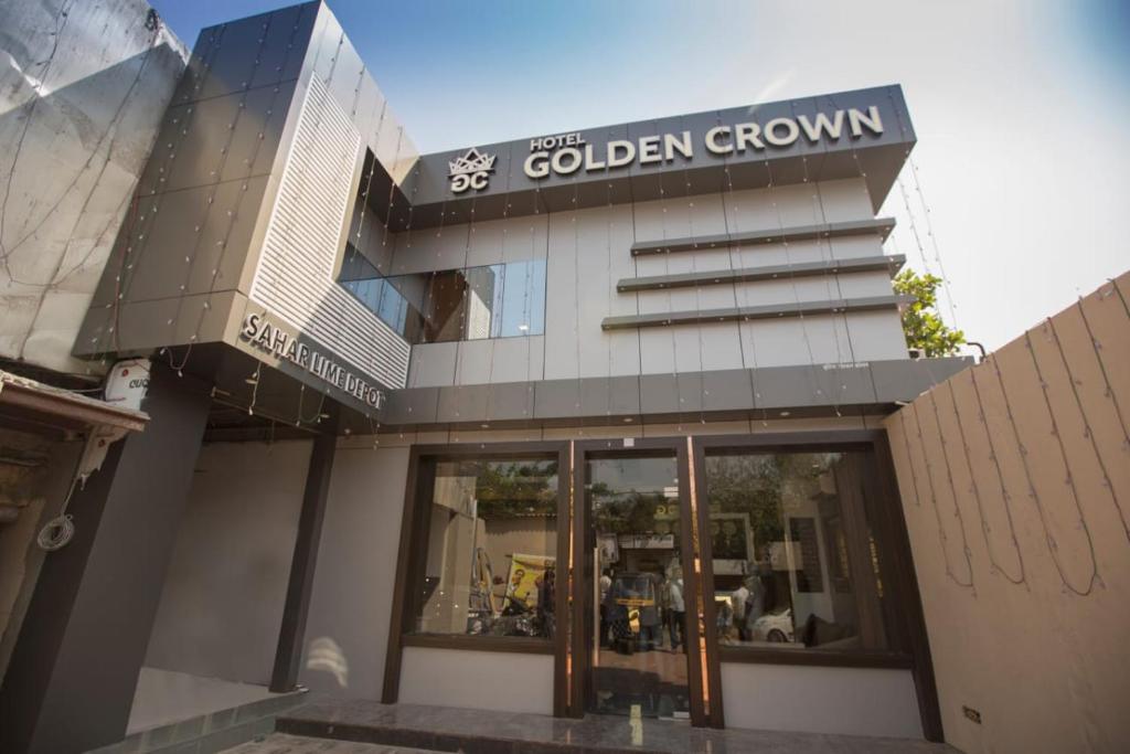 Hotel Golden Crown, Mumbai (updated prices 2026)