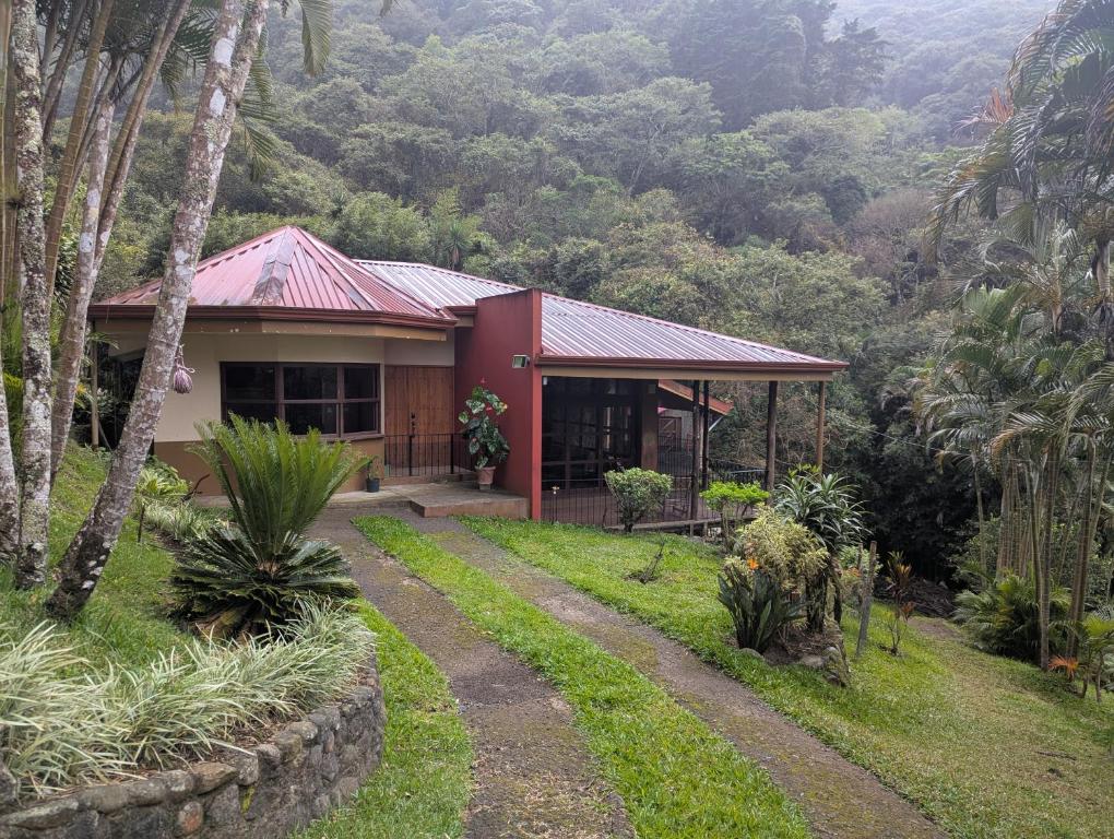 Refugio privado en la montaña, Guatuso (updated prices 2026)