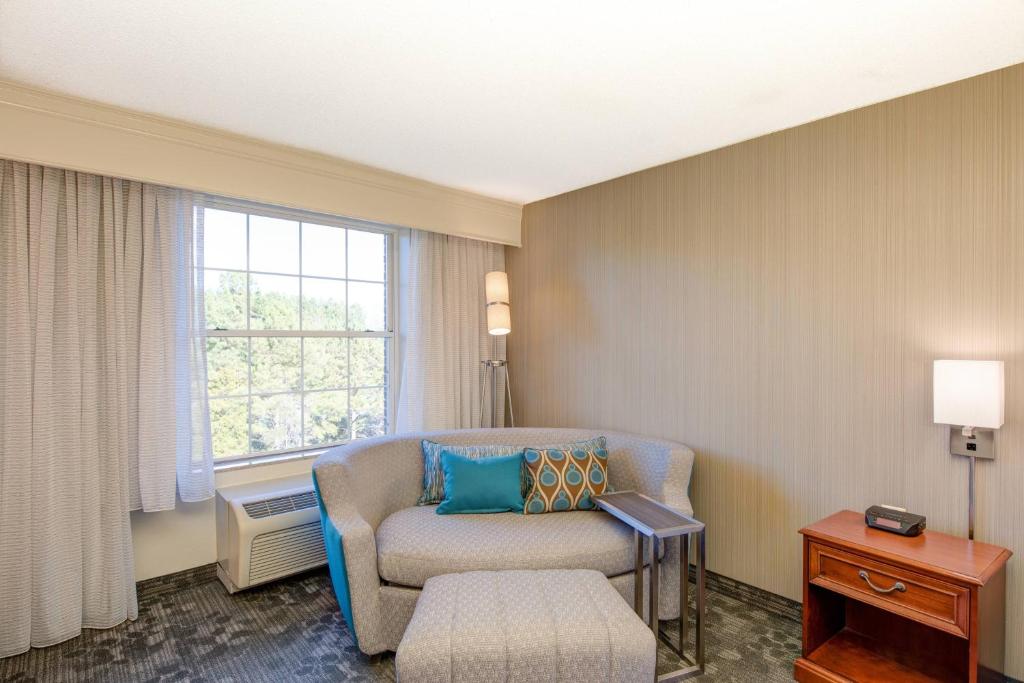 Courtyard Chapel Hill, Chapel Hill (updated prices 2025)