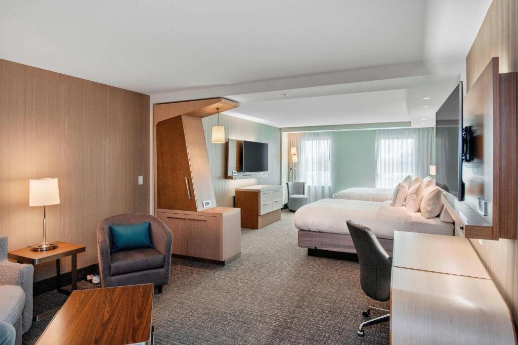 Courtyard by Marriott Raleigh Cary/Parkside Town Commons, Cary (updated ...