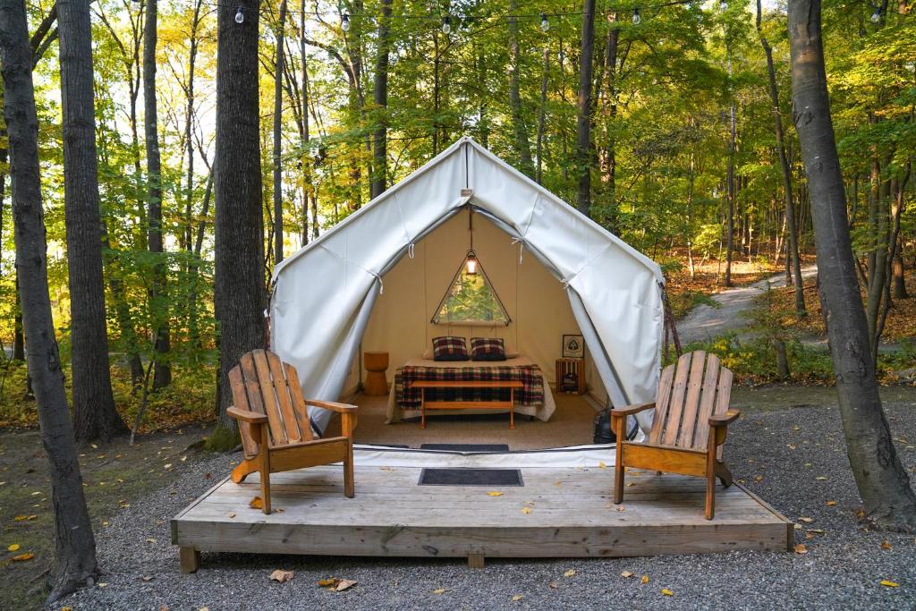 Heavens Landing at Moon Valley Campground, Vernon Township (updated ...