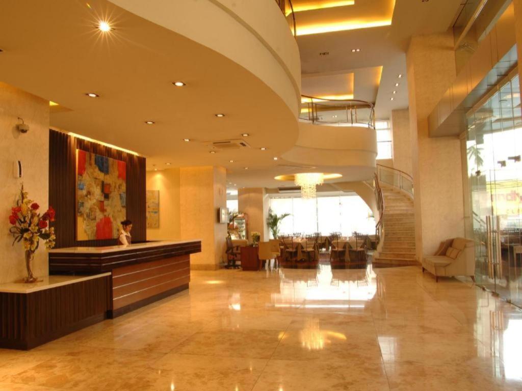 Lancaster Condotel, Manila (updated prices 2025)