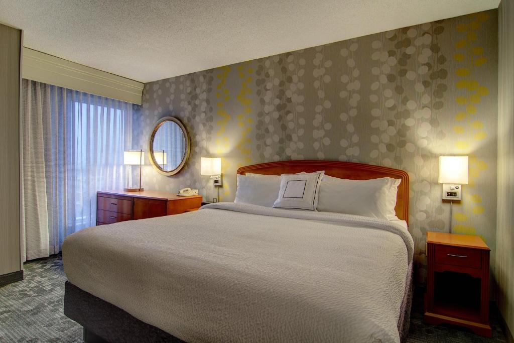 Courtyard by Marriott Tysons McLean, Tysons Corner (updated prices 2025)