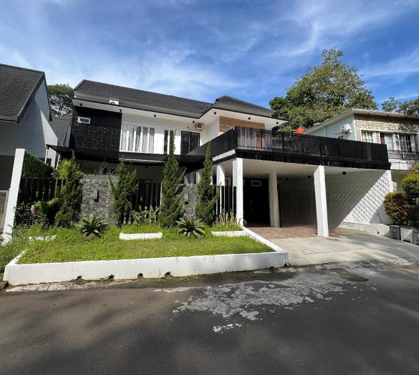 Villa Syakinah, Sentul City, Sukaraja (updated prices 2026)