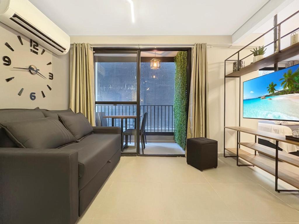 Modern Kitchen Balcony Studio Air conditioning, São Paulo (updated ...