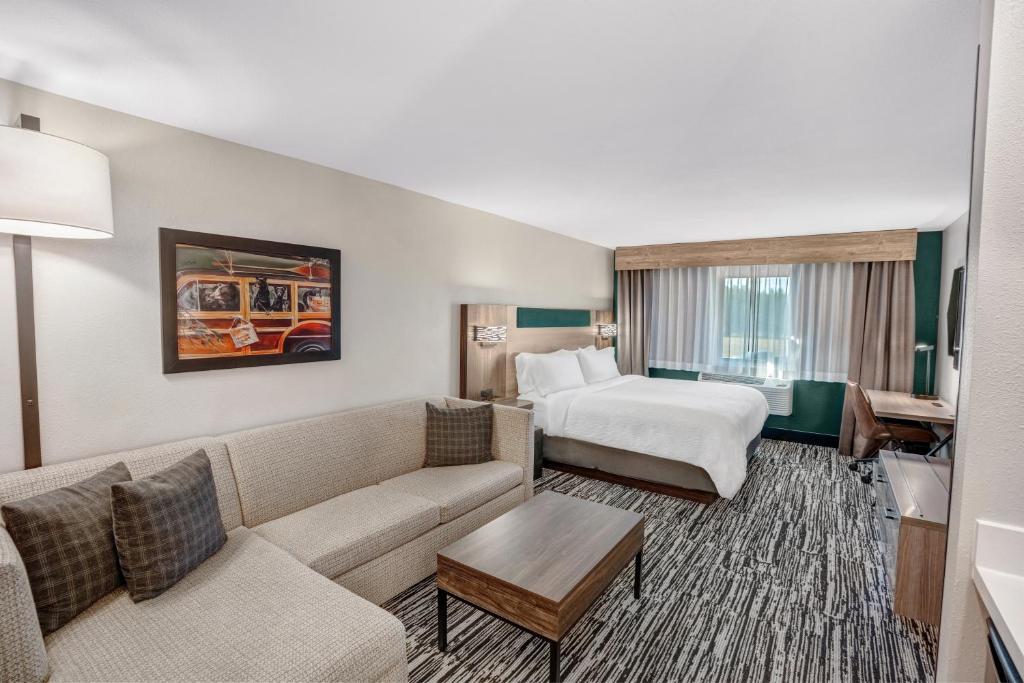 Holiday Inn Express & Suites Hayward by IHG, Hayward (updated prices 2025)