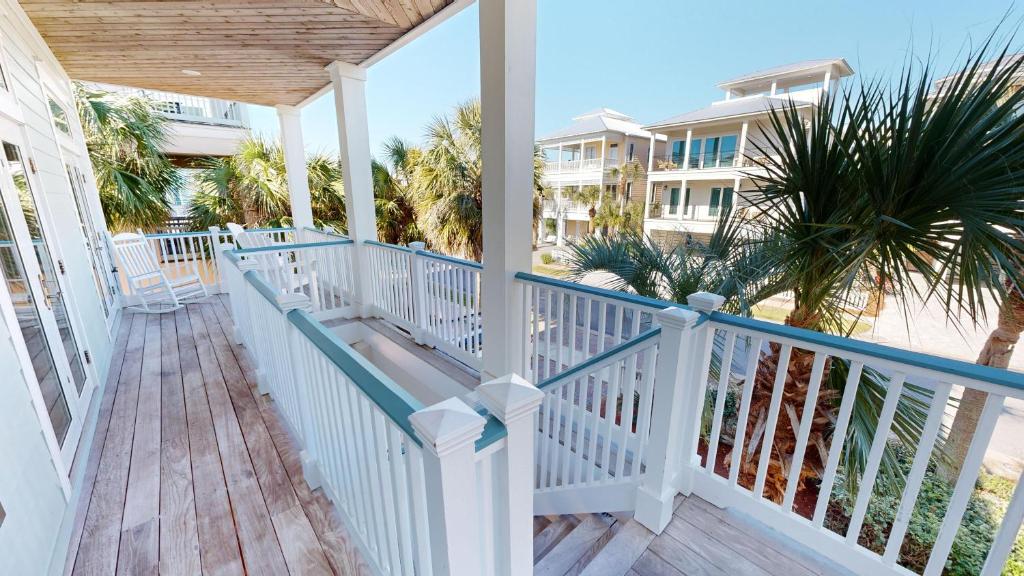Stella Maris- by Holiday Isle Properties, Destin (updated prices 2026)