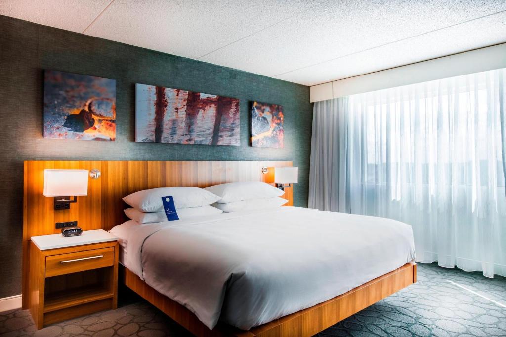 Delta Hotels by Marriott Fargo, Fargo (updated prices 2025)