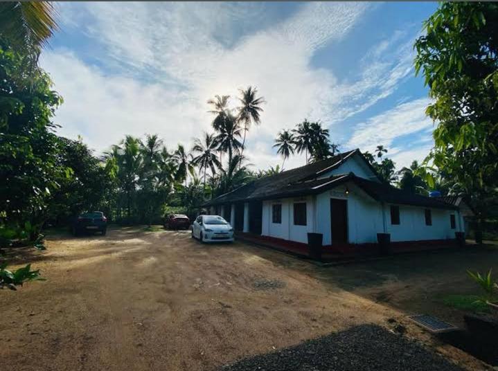 Paththuwa Walawwa - පත්තුව වලව්ව, Hiniduma (updated prices 2026)