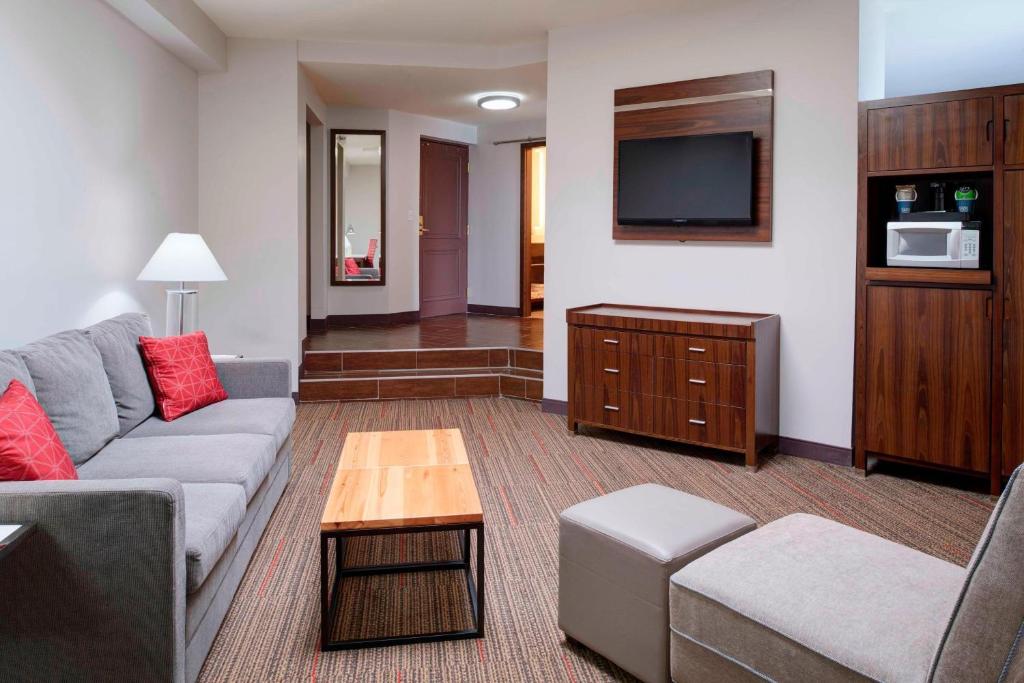 Four Points by Sheraton Detroit Novi, Novi (updated prices 2025)