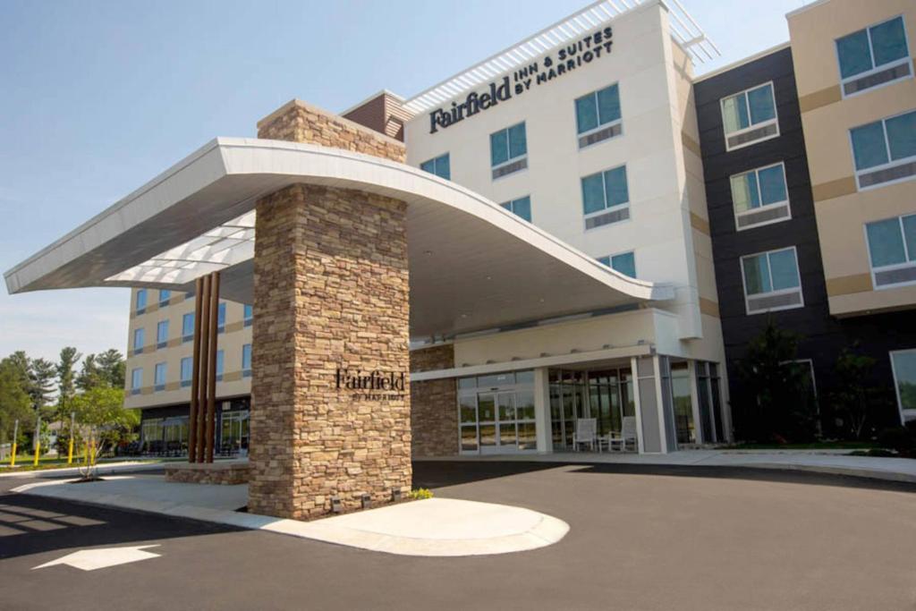 Fairfield Inn & Suites by Marriott Philadelphia Broomall/Newtown Square ...