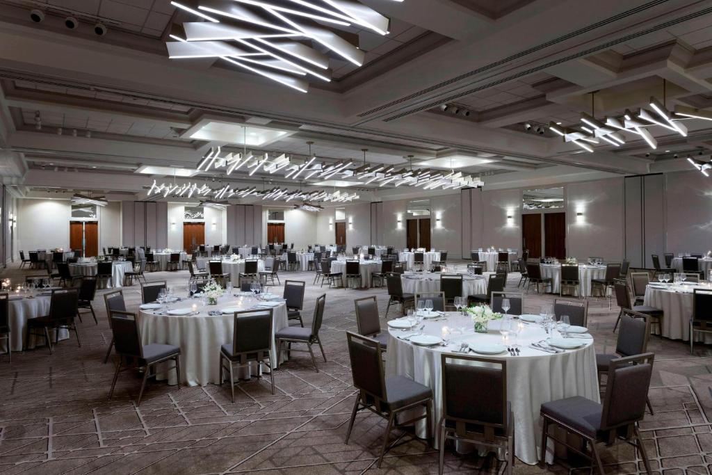 Cleveland Marriott Downtown at Key Tower, Cleveland (updated prices 2025)