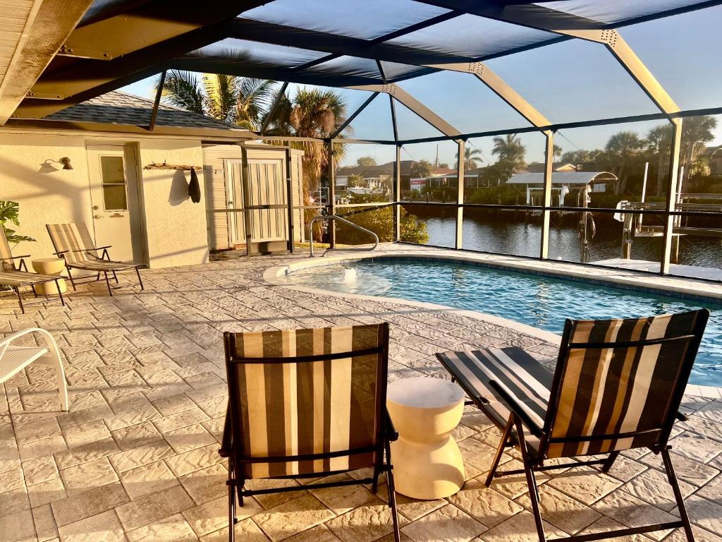 Waterfront home, Port Charlotte (updated prices 2025)