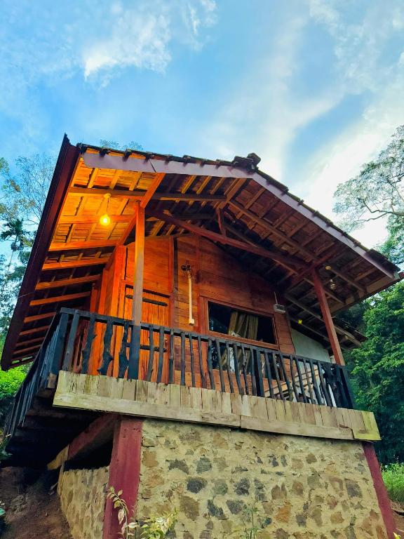 Woodland Hideaway in Sinharaja, Deniyaya (updated prices 2025)