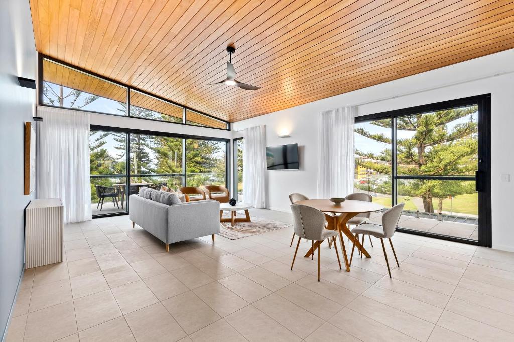 Beach St Motel, Woolgoolga (updated prices 2026)