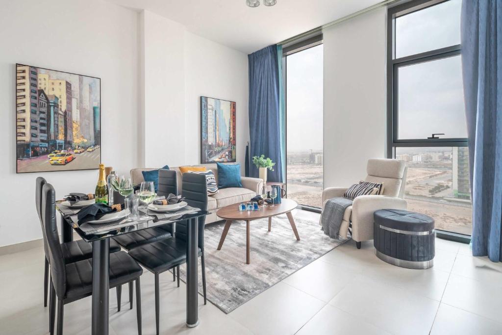 Frank Porter - Pulse C1, Dubai (updated prices 2026)