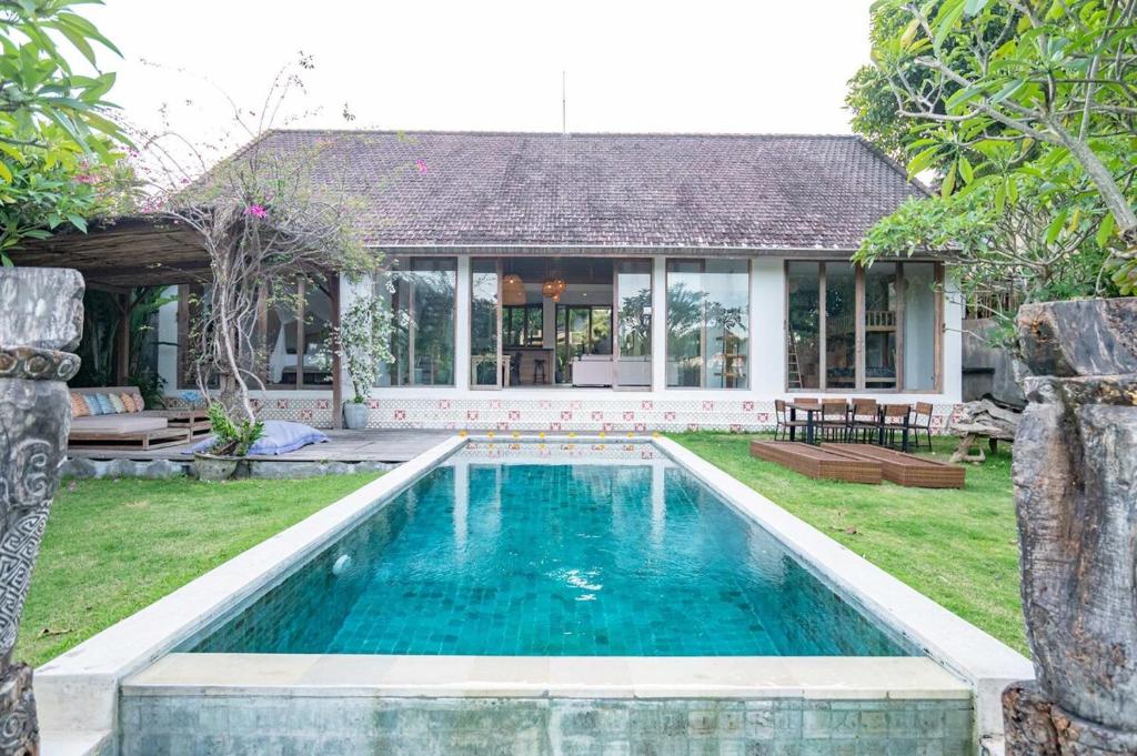 Villa Tika 5 Bedroom Villa In Berawa, Bali, Canggu (updated prices 2026)
