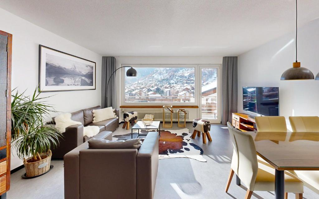 Apartment Capri Matterhorn view, Zermatt (updated prices 2025)