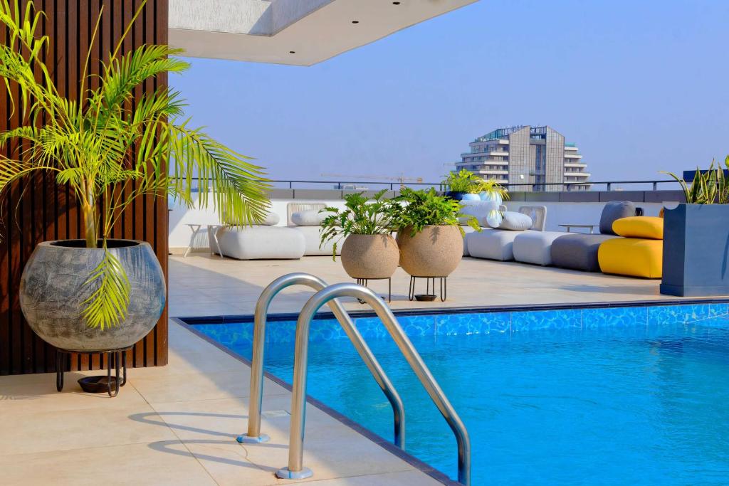 Urban Tranquil Home AT The Essence, Accra (updated prices 2025)